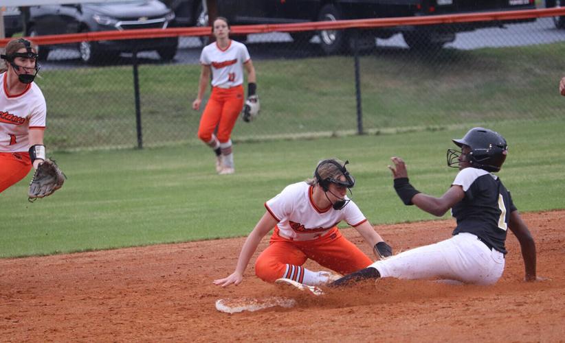Lady Trojans strike back | Sports | stategazette.com