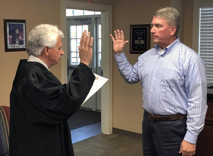 Hickman fills school board seat vacated by Tosh | News | stategazette.com