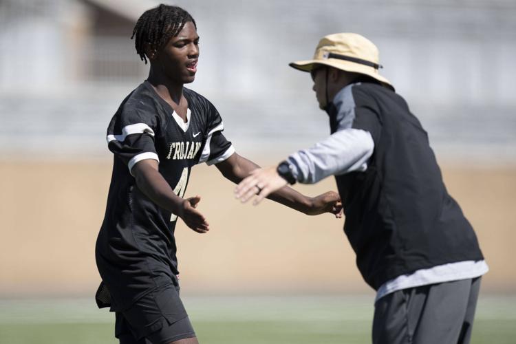 DC, DHS prep for first region game | Sports | stategazette.com
