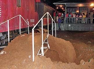 Three hurt after air tank explodes at fair | News | stategazette.com