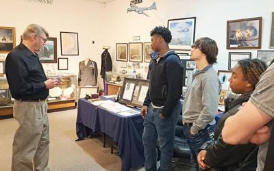 Classes explore Veterans Museum | News | stategazette.com