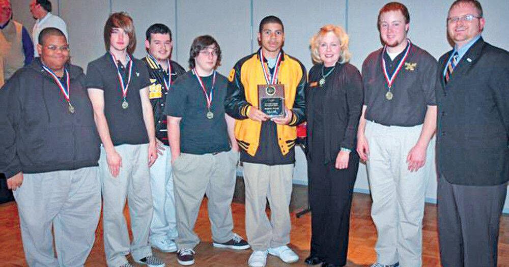 DSCC Upward Bound teams score wins in division | News | stategazette.com