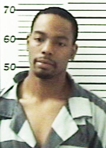 Two people arrested in counterfeit money scheme, three more sought in ...