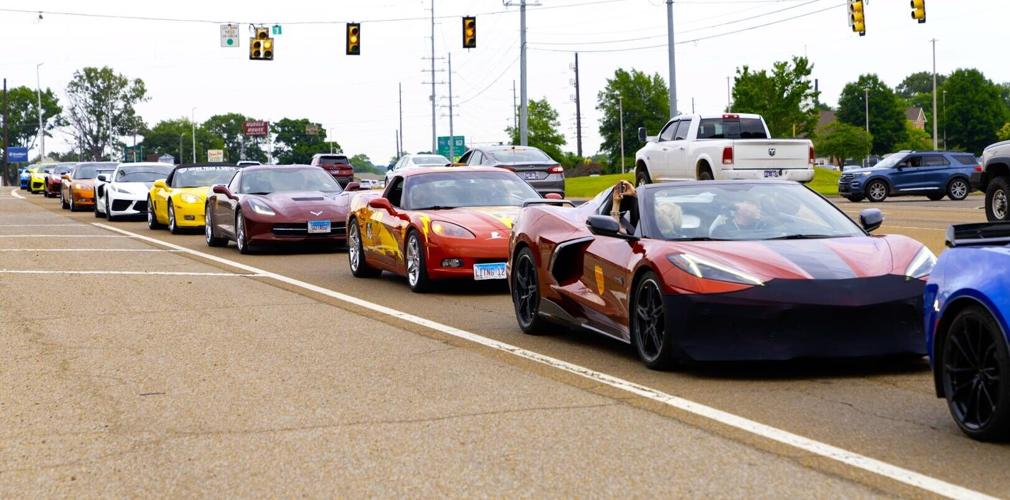 Rollin,’ rollin,’ rollin’—more than 100 Corvettes stop in Dyersburg on ...