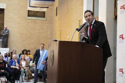 Immigrant advocates renew push for police-ICE cooperation limits ...