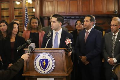 Caucus leader reports 'robust' talks on immigration bill | Federal ...