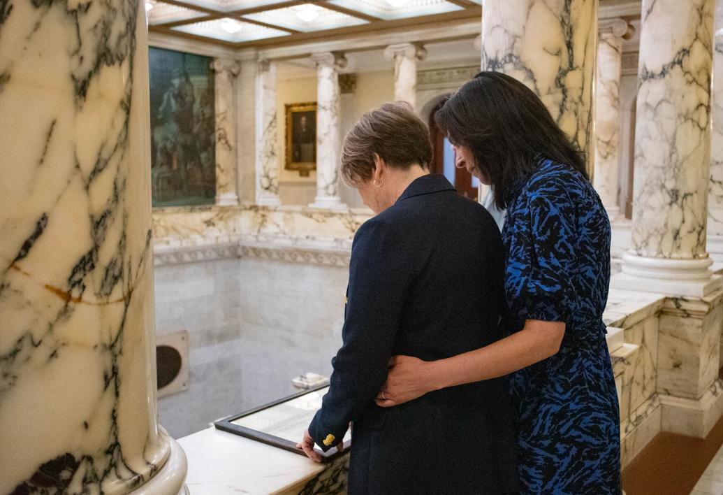 First Partner Lydgate Takes On Traditional Role | Executive Branch | statehousenews.com