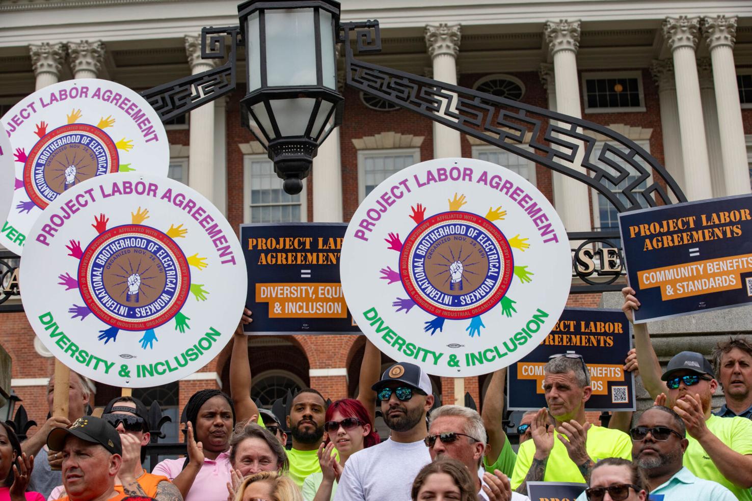 Weekly Roundup - Massachusetts Isn't For Everyone | Weekly Roundup | statehousenews.com