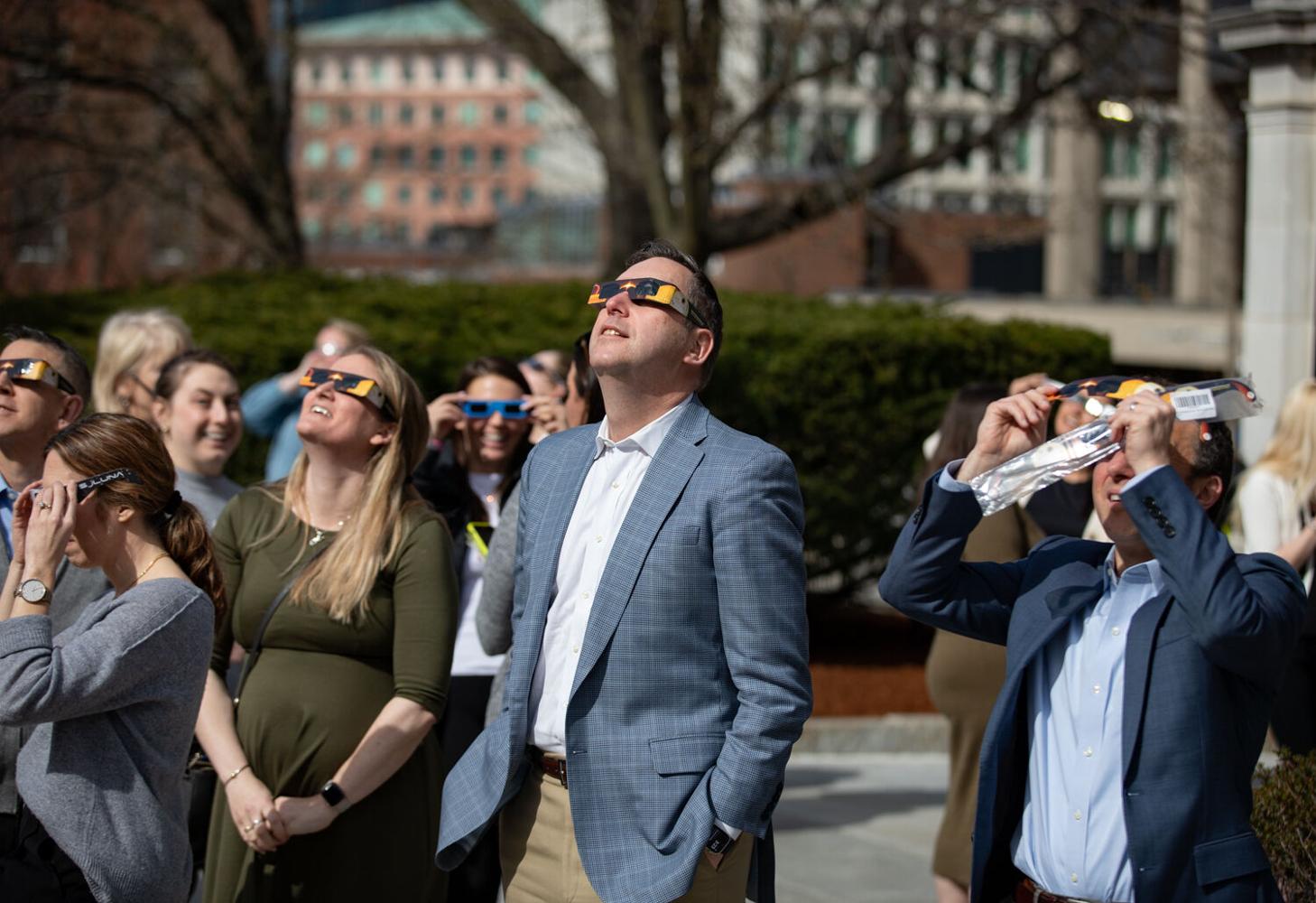 Weekly Roundup - Here Comes The Sun | Weekly Roundup | statehousenews.com