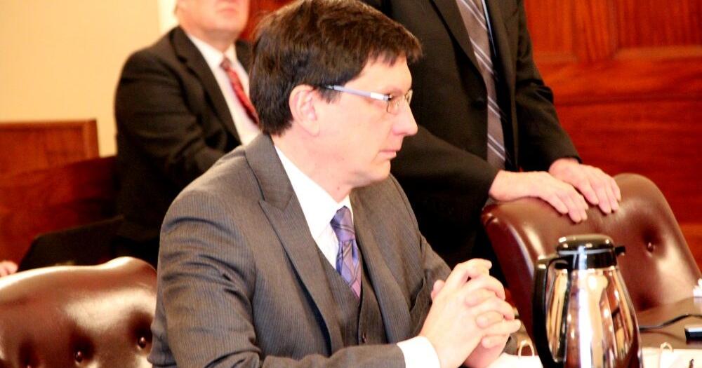 SJC: CENSURED, SUSPENDED JUDGE ESTES SHOWED "COMPLETE DISRESPECT" FOR ...