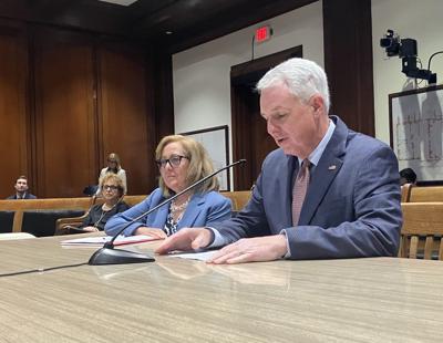 Bill targets "glaring loophole" in abuser registry law | Human Services ...