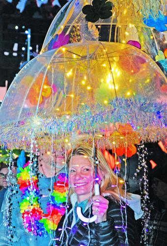 Oak Island lantern parade lights up New Year | Community Focus ...