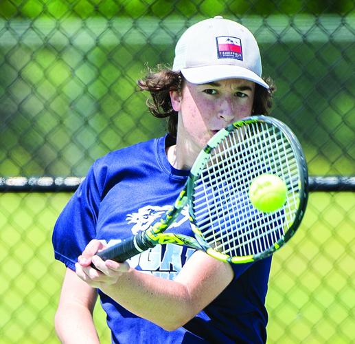 Three Cougars qualify for 3A tennis regionals | Sports | stateportpilot.com