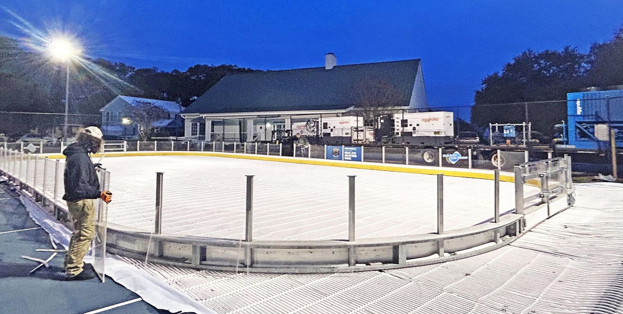 City's tennis courts transform into ice skating rink | Sport ...