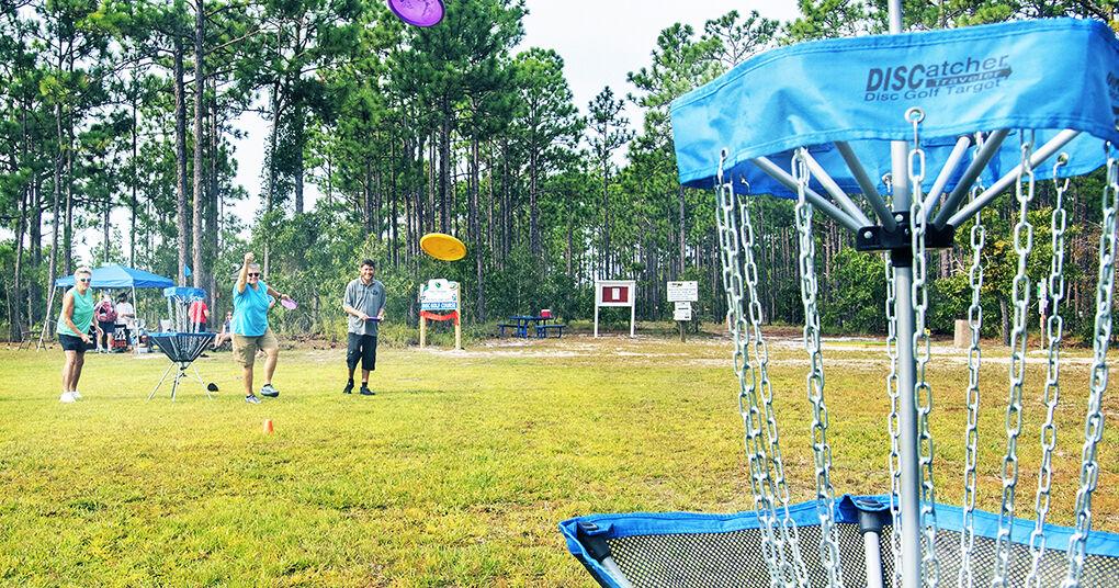 Renovated Lakes disc golf facility back on course | Community Focus ...