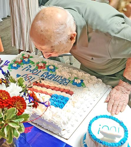 VFW Post throws birthday party for 100-year-old veteran | Community ...