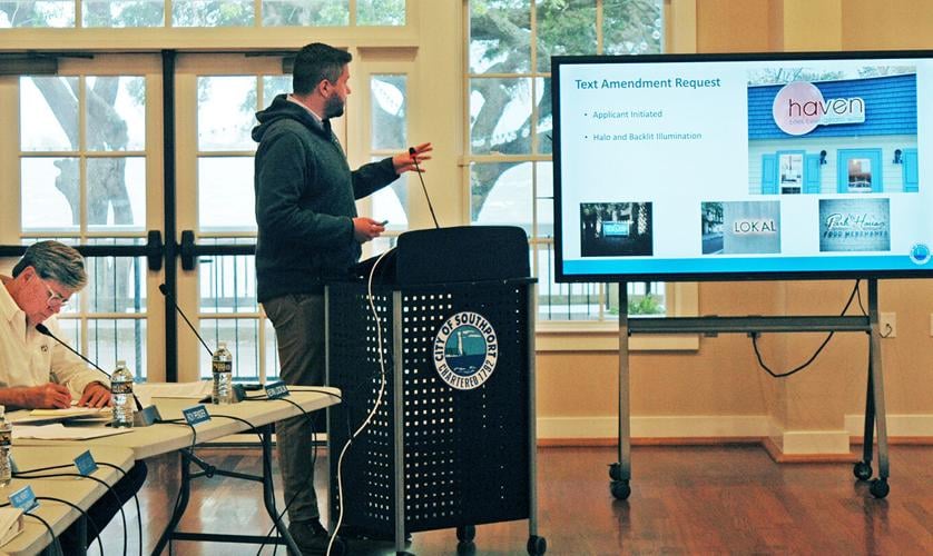 Southport's UDO casts shadow over lighted sign | News | stateportpilot.com