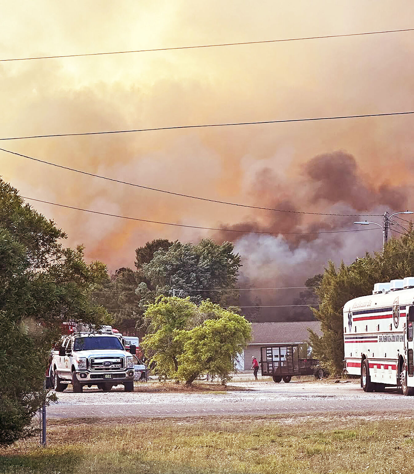 Lakes wildfires forced evacuation; homes protected | News ...