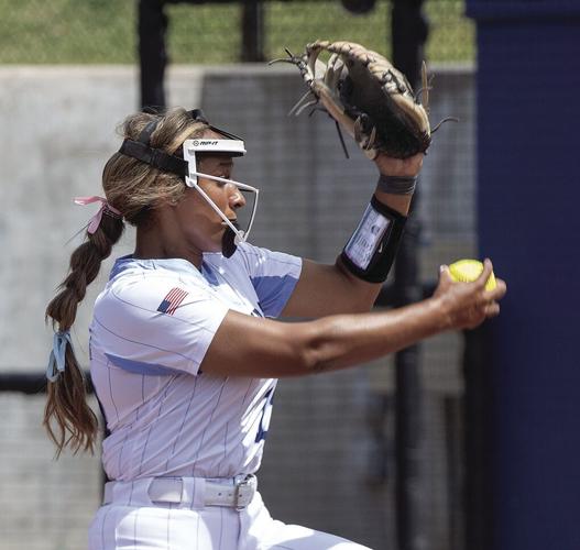 Kina Davis is N.C. Gatorade Player of the Year | Sports ...