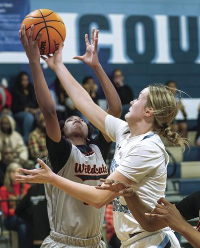 South basketball teams open conference play | Sports | stateportpilot.com