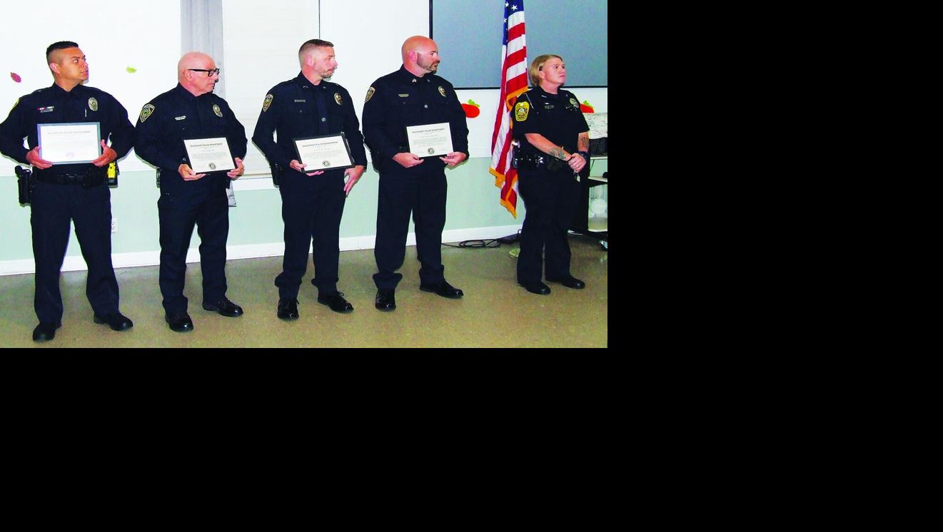 Officers receive Medals of Valor for shooting response | News ...