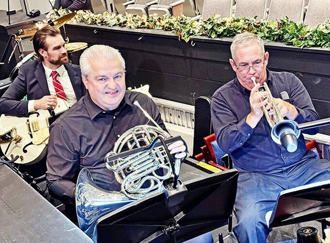 Sea Notes performs 'Christmas to Remember' | Community Focus ...