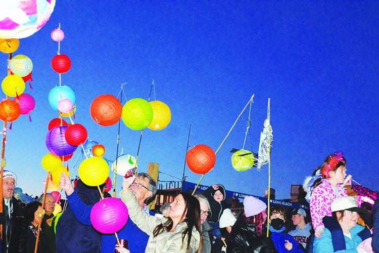 Oak Island lantern parade lights up New Year | Community Focus ...