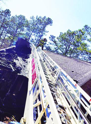 Fire damages Boiling Spring Lakes home | News | stateportpilot.com