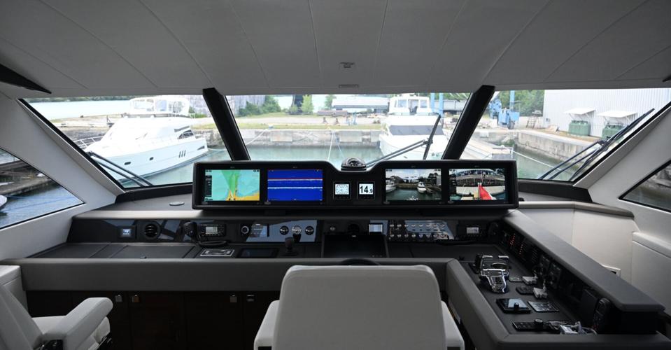 Neptunus Yachts sets sail on new 750SL celebrating 35 years