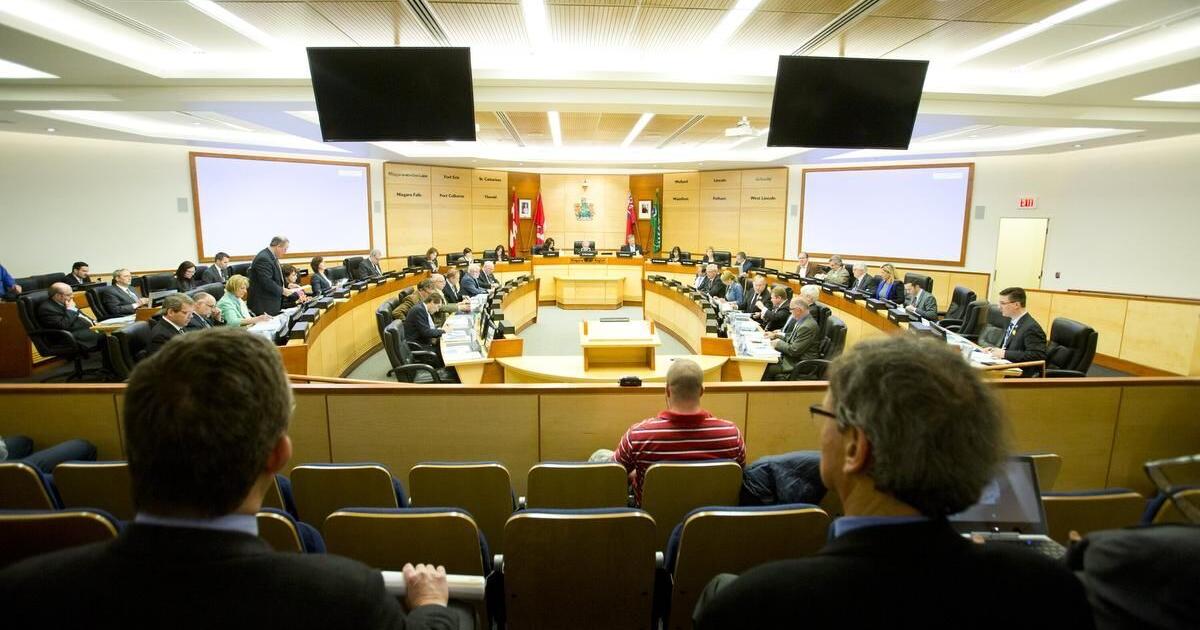 Niagara Region council flip-flops on approval of transit budget
