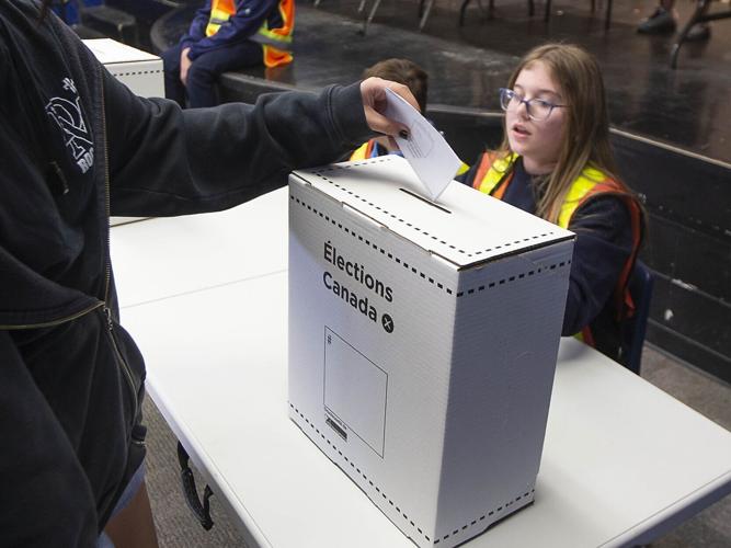 Student vote favours conservatives in Canada