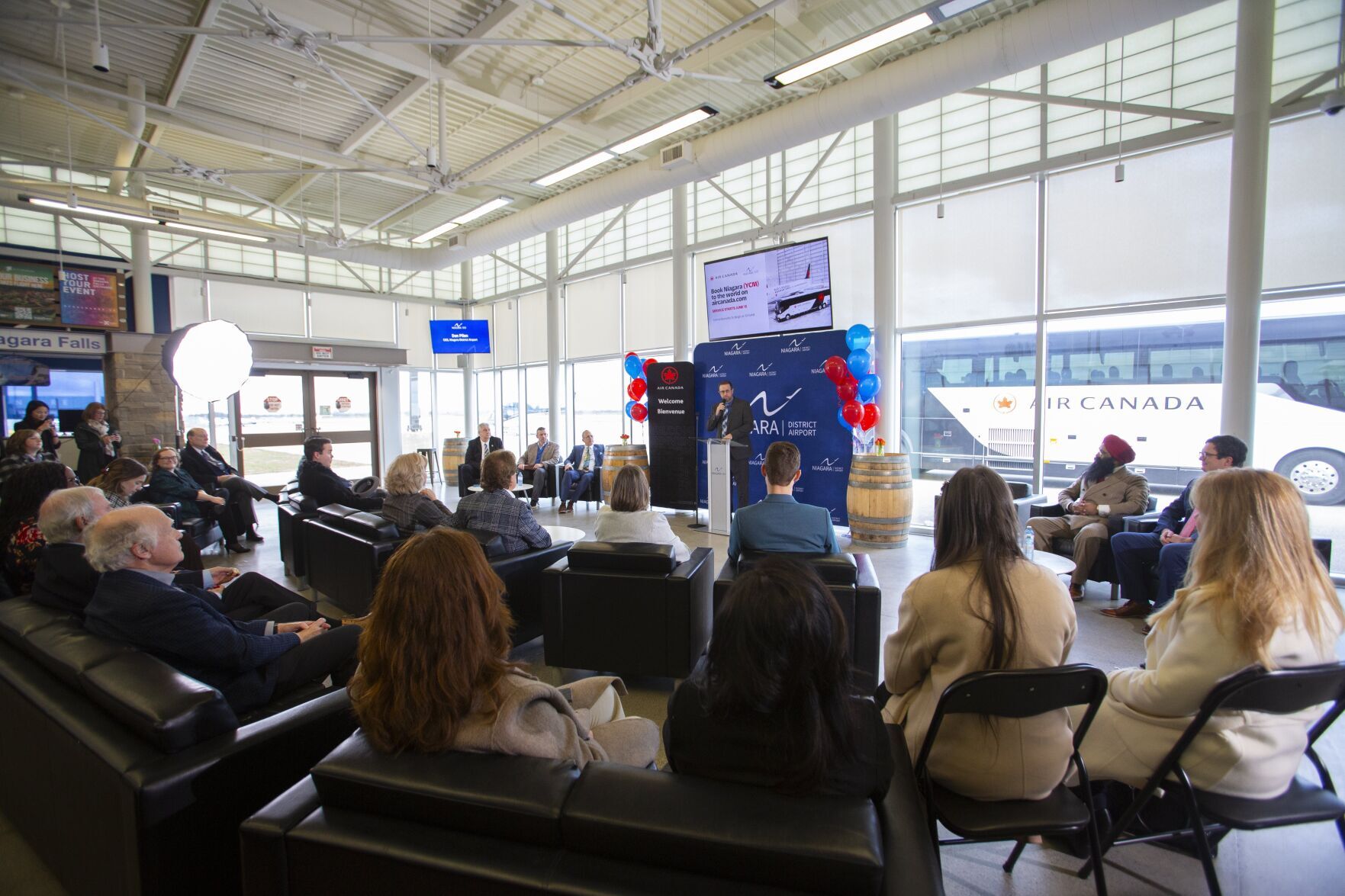 Air Canada shuttle has revenue guarantee from St. Catharines