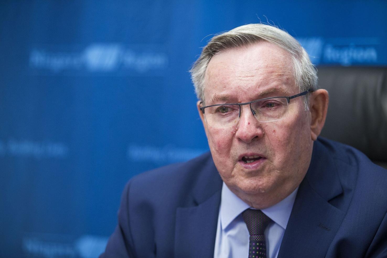 Hardcore porn interrupts Niagara Region committee meeting