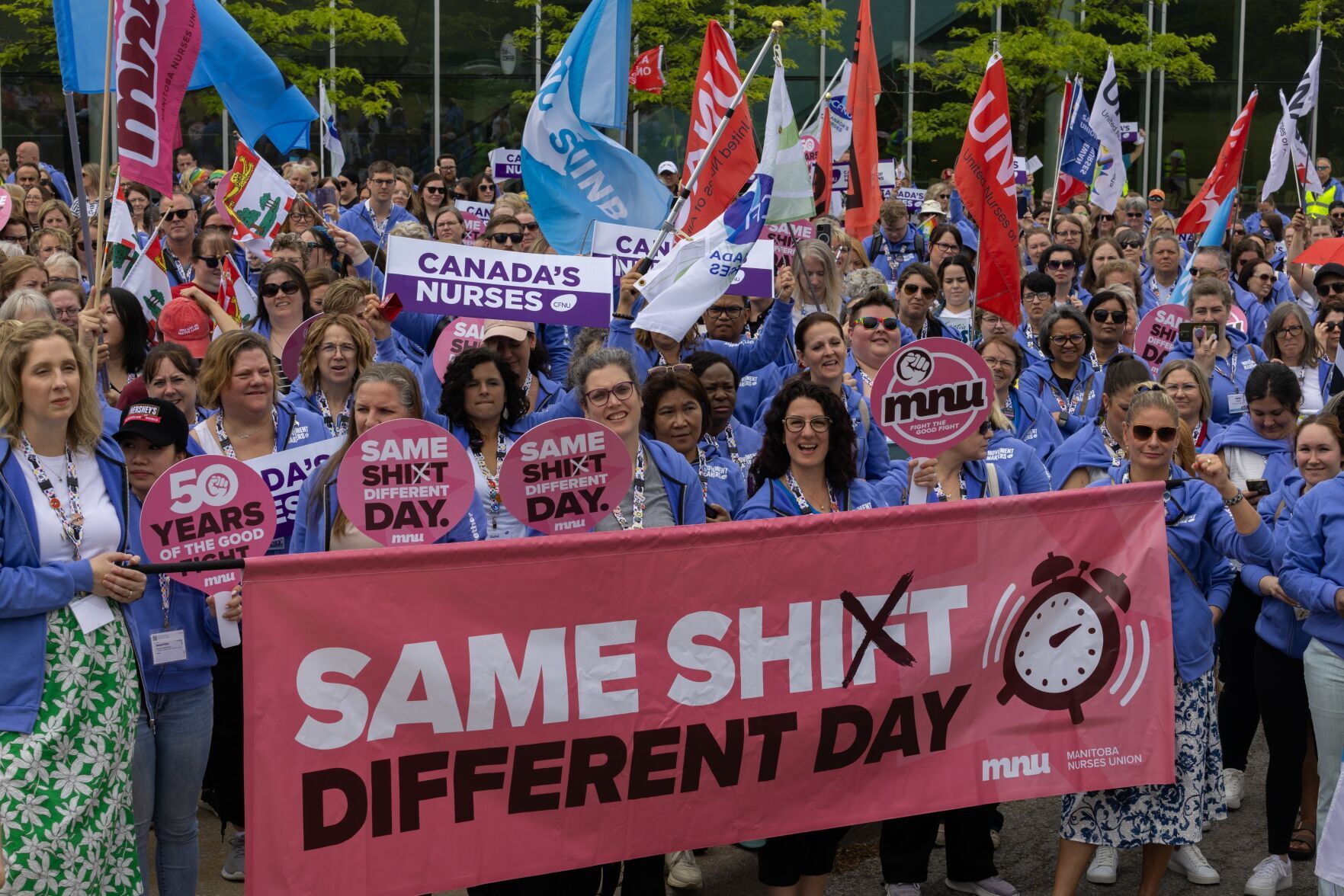 Canadian nurses vow to defend public health care