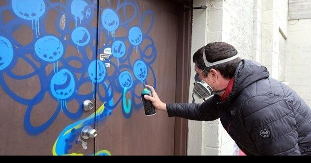 Mural adds a splash of colour to Welland store