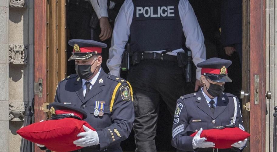 Niagara Regional Police give final salute to respected union president ...
