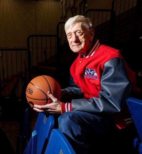 Bob Davis oversaw expansion of Brock University athletics