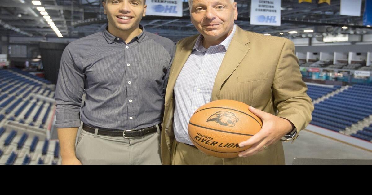 Basketball busman’s holiday for Victor Raso