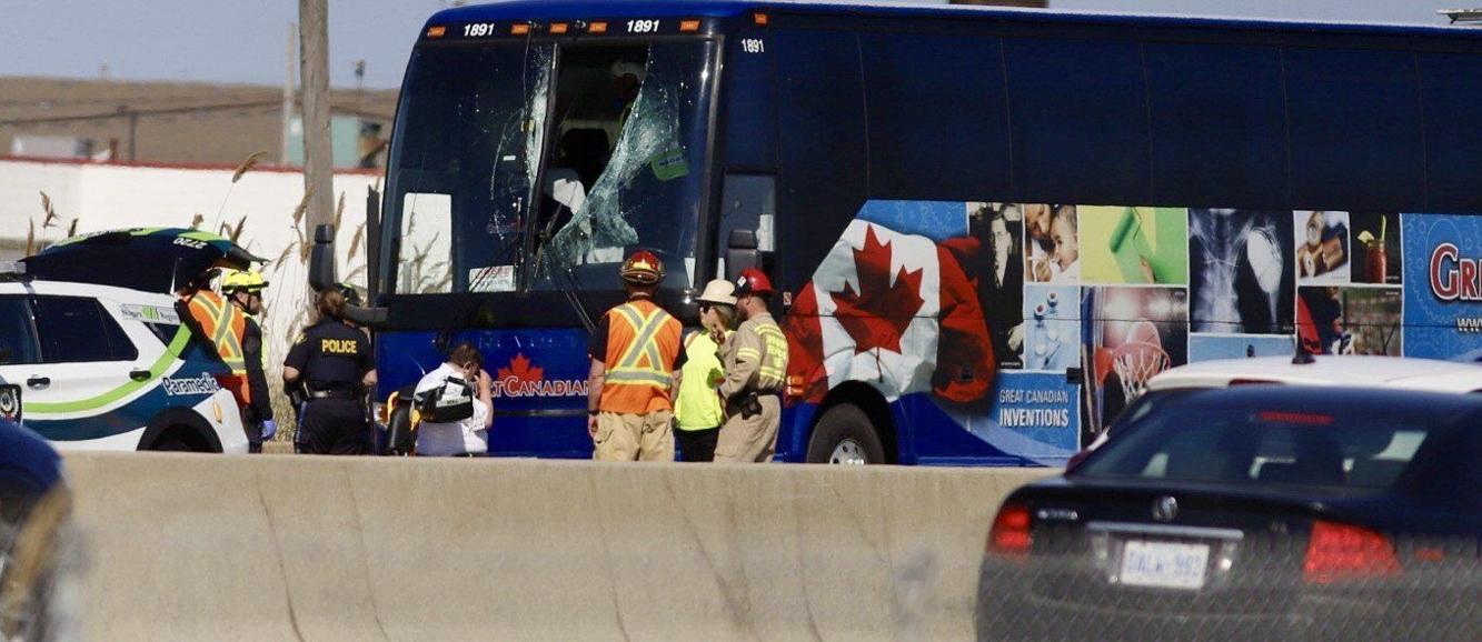 One person dead after wheel smashes bus window in Niagara