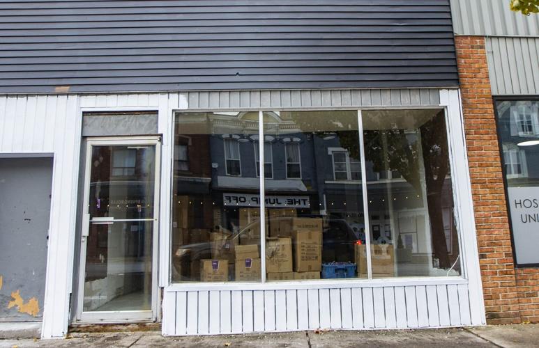 Vacant storefront windows ‘blank canvas’ for Niagara artists