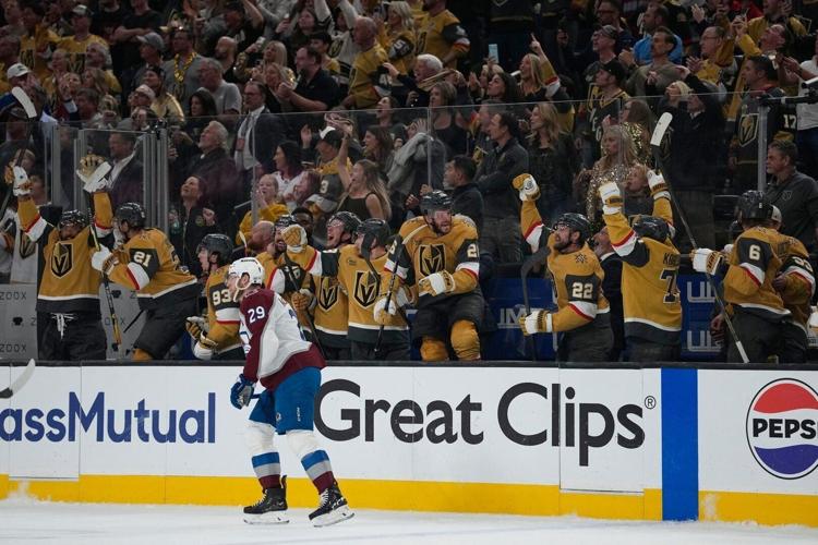 Joe Sakic backs Avs coach Jared Bednar, plans to run it back again with ...