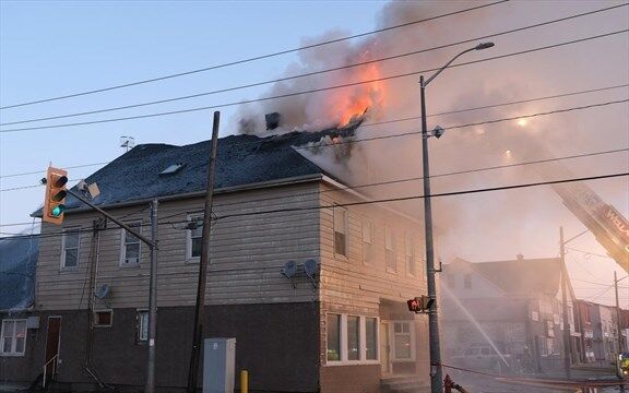 Video: Two people rescued from Welland building fire