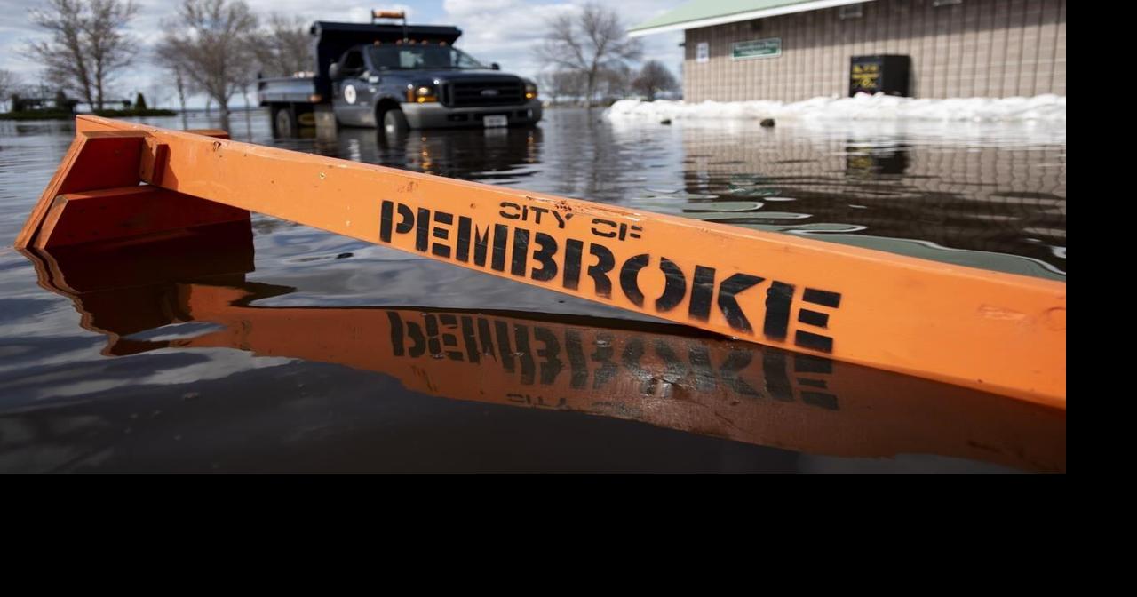 Communities along Ottawa River declare emergency over flood risks