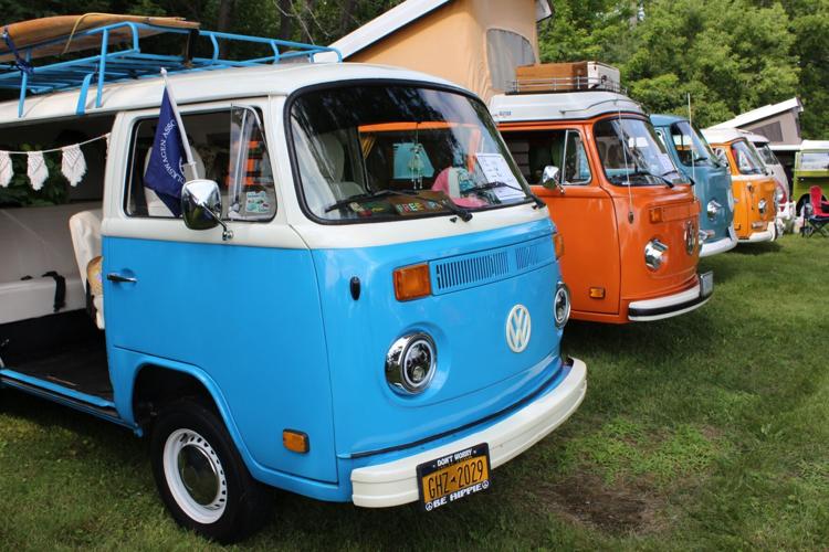 VW car lovers come together for car show in Welland