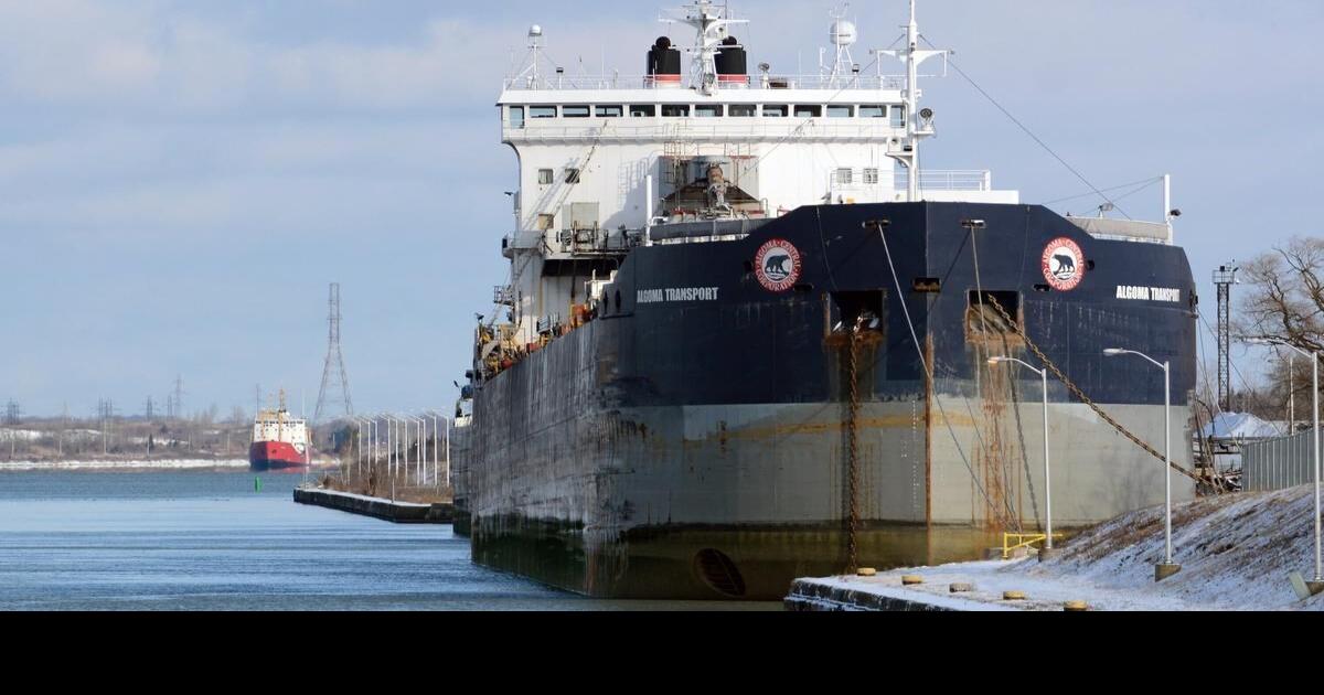PHOTOS: CCGS Griffon closes out 2021 shipping season on Welland Canal