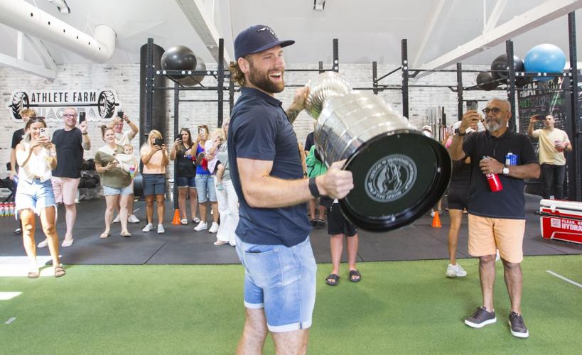 Stanley Cup spends the day in St. Catharines and Welland