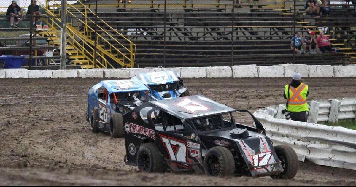 Josh Sliter races to flag-to-flag victory in first Mod Lite points race ...