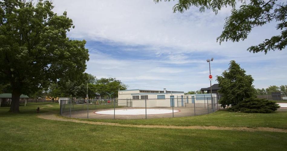 New Memorial Park pool design looks ‘resort like,’ says Welland councillor