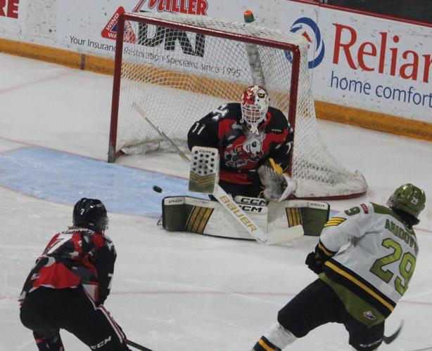 IceDogs upsets top team in east