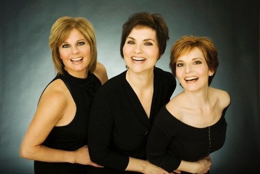 Mantini Sisters, All-Star Big Band close out bandshell season